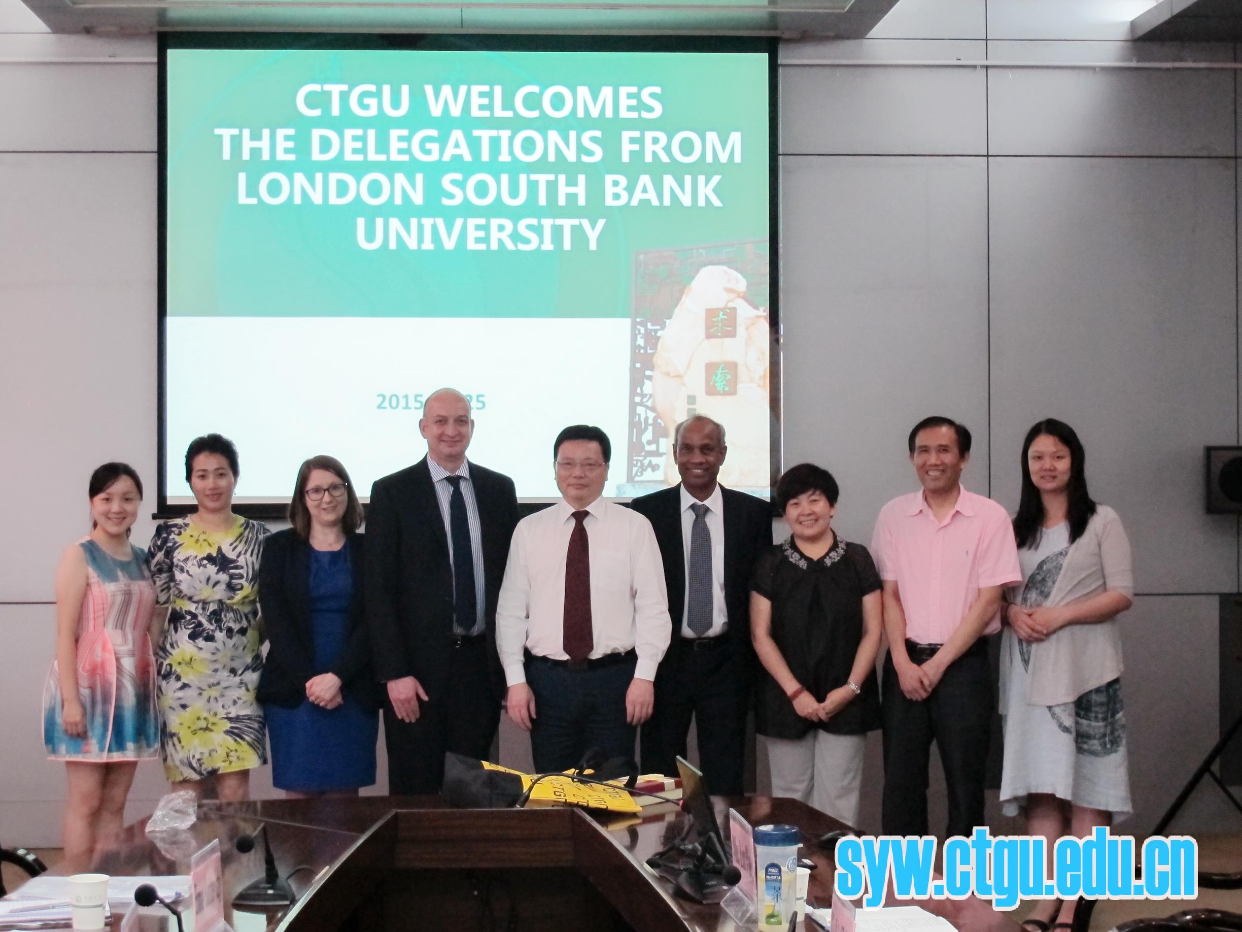 Delegates from London South Bank University visited CTGU-三峡大学英文网
